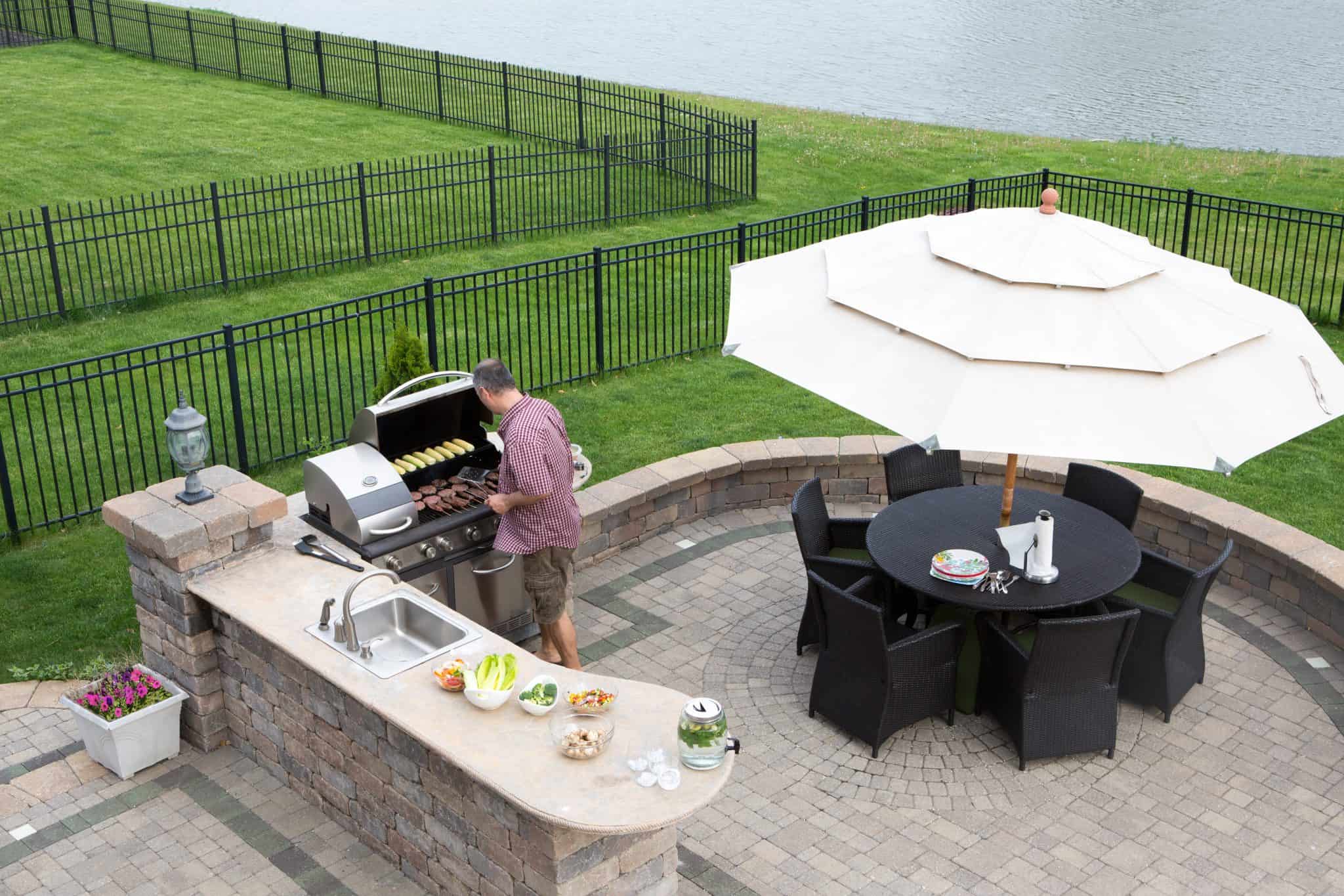 16 Outdoor Kitchen Design Ideas To Never Eat Indoors Again